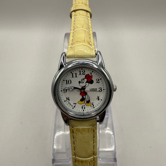 Casio | Accessories | Disney Minnie Mouse Lorus Quartz Watch Original ...